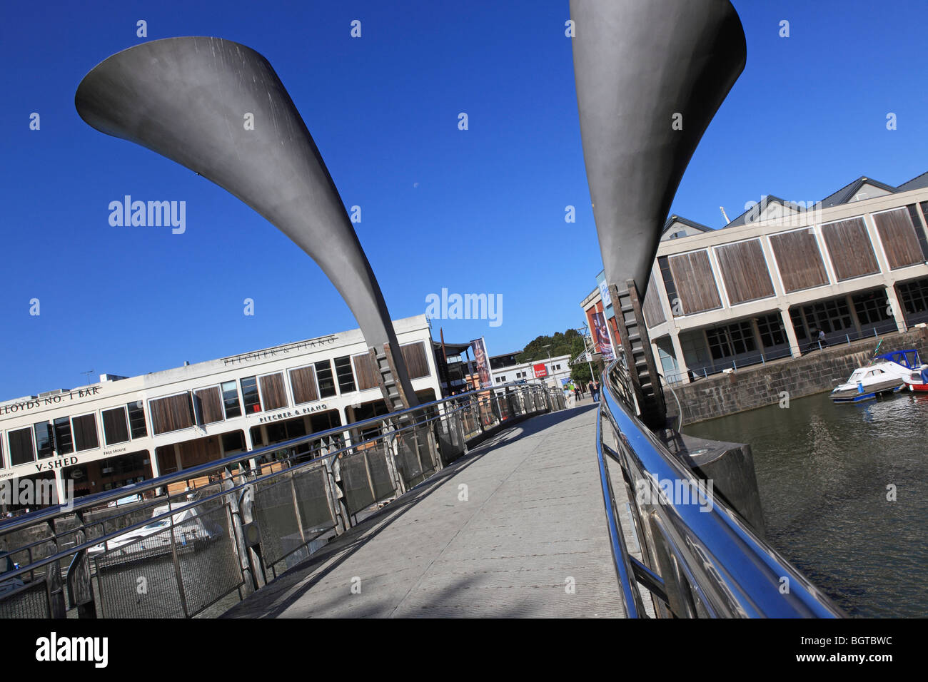 Bristol harbourside peros bridge hi-res stock photography and images ...