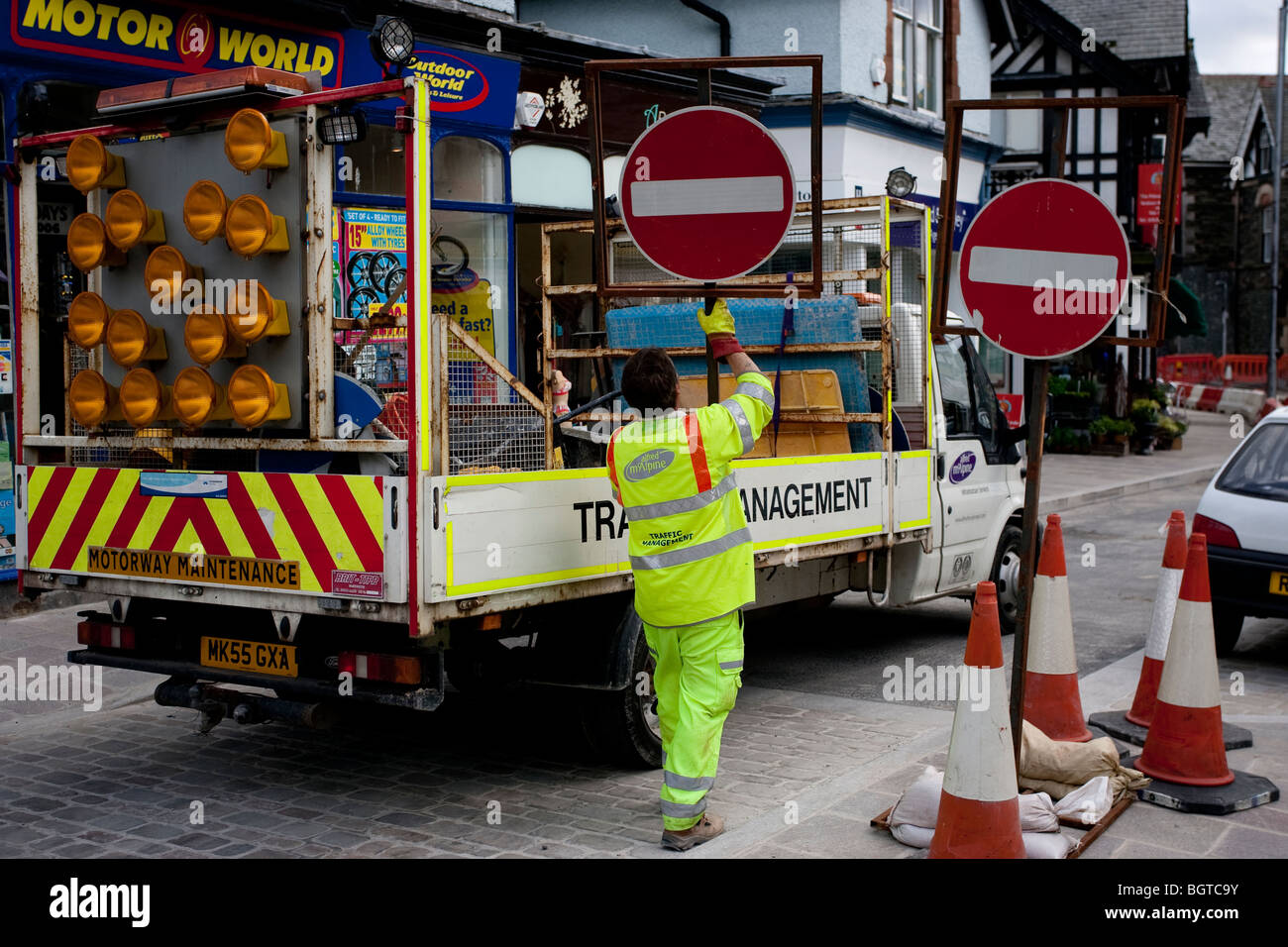 Alfred mcalpine hi-res stock photography and images - Alamy