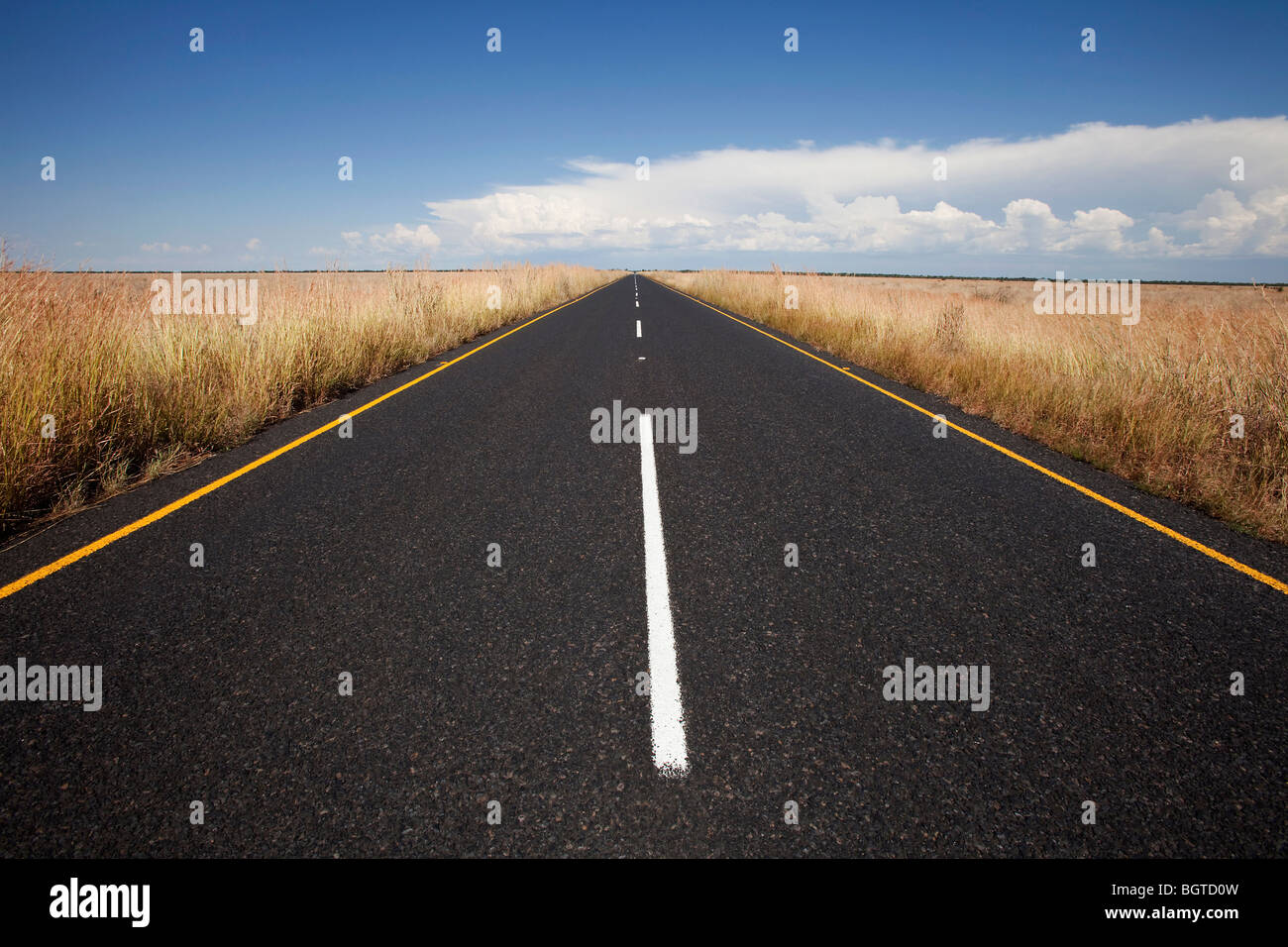 Tar Road High Resolution Stock Photography and Images - Alamy
