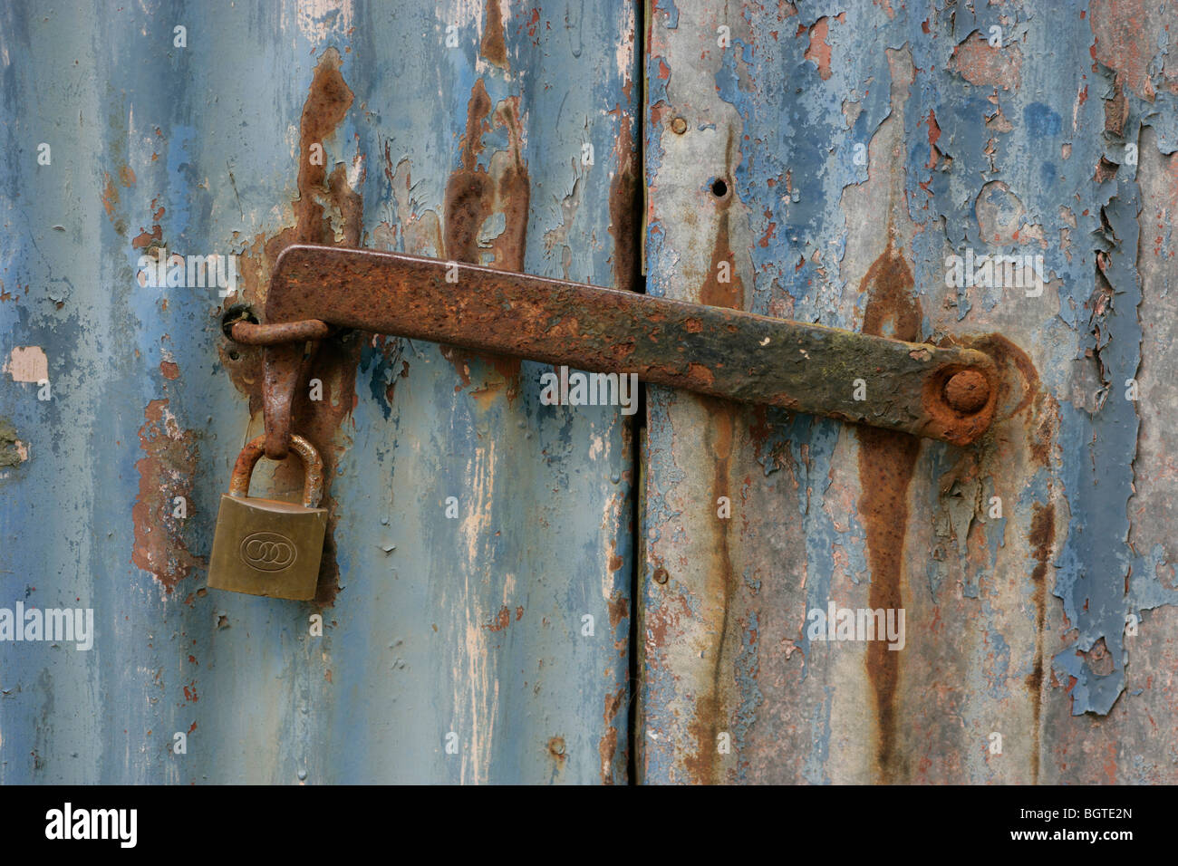 Rusty hasp on old hi-res stock photography and images - Alamy