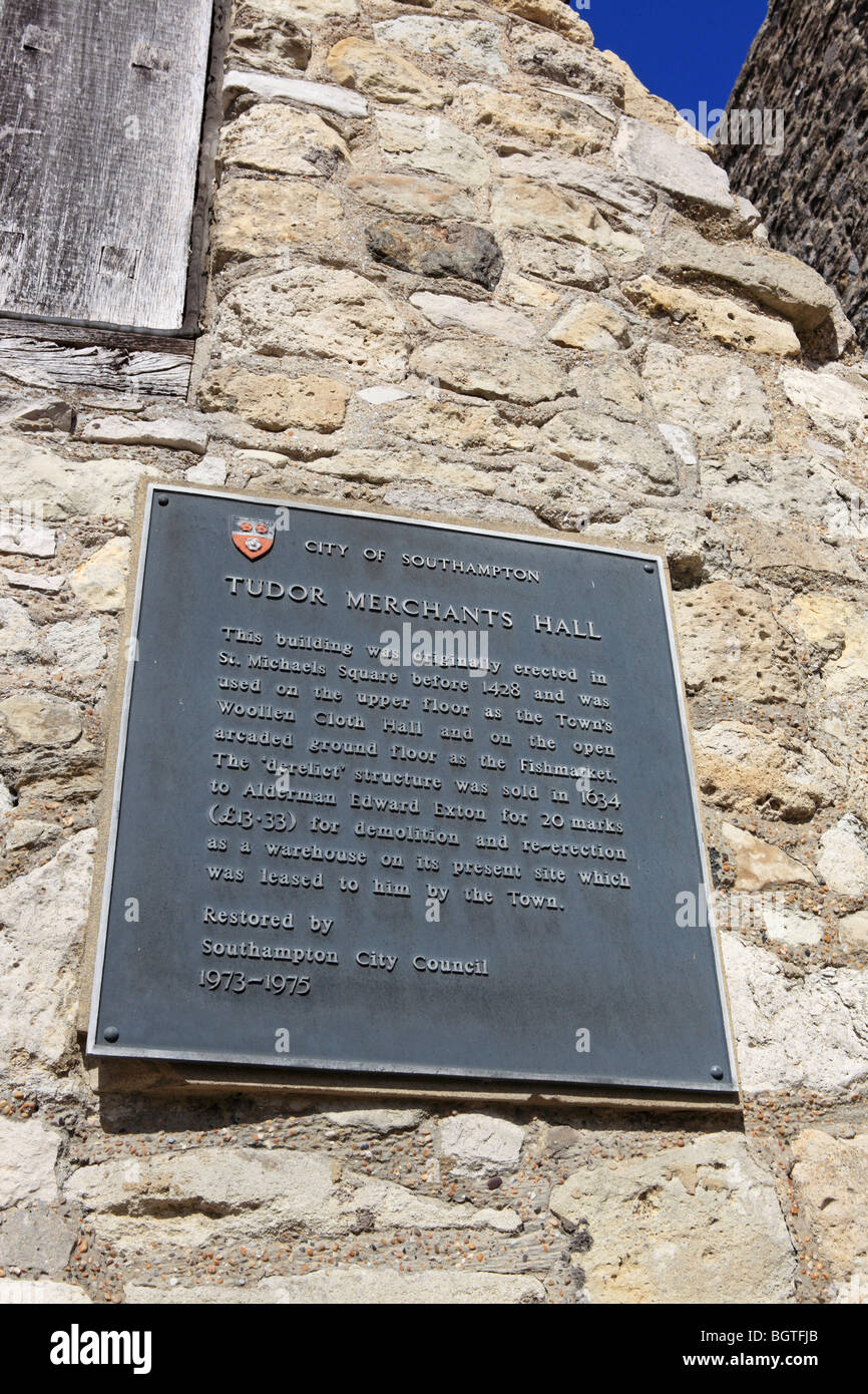 Southampton, Tudor Merchant's Hall, Sign Stock Photo - Alamy