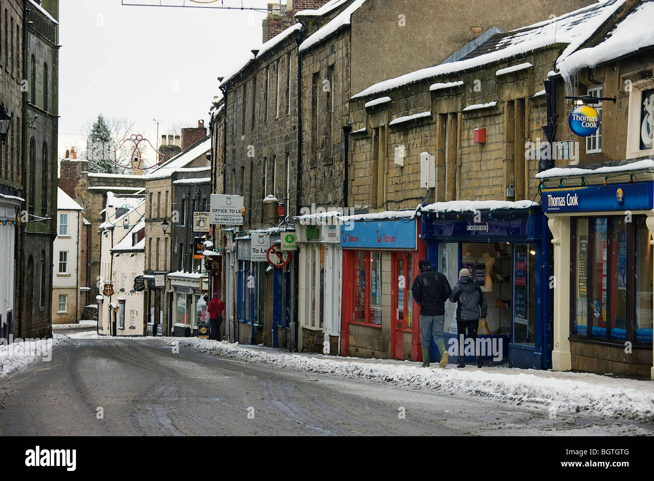 Shopping in winter storm.Alnwick.Northumberland Stock Photo - Alamy
