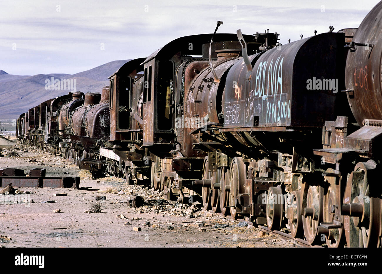 Train cemetery, Uyuni, Bolivia Stock Photo - Alamy