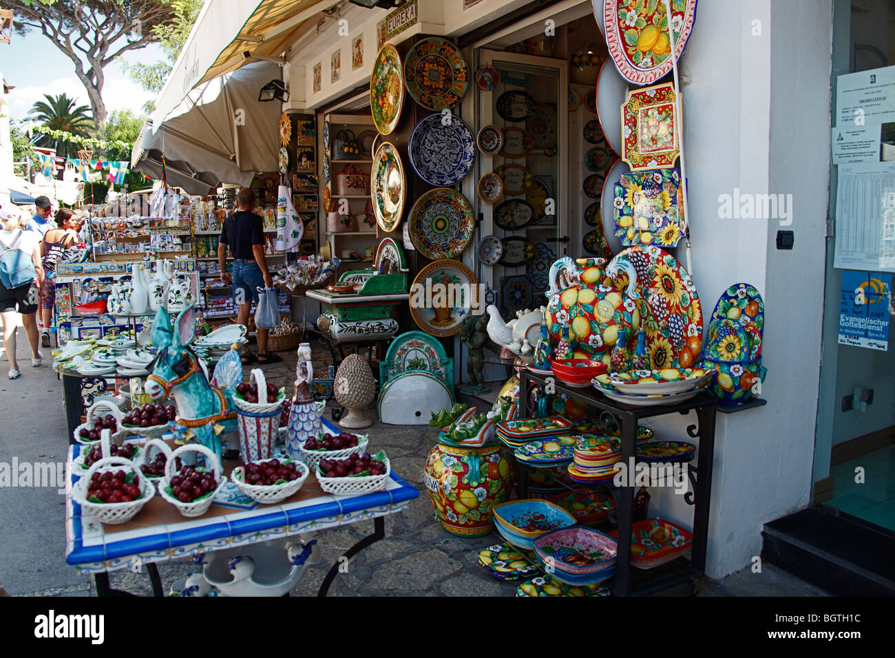 Italy capri town shop store hi-res stock photography and images - Alamy