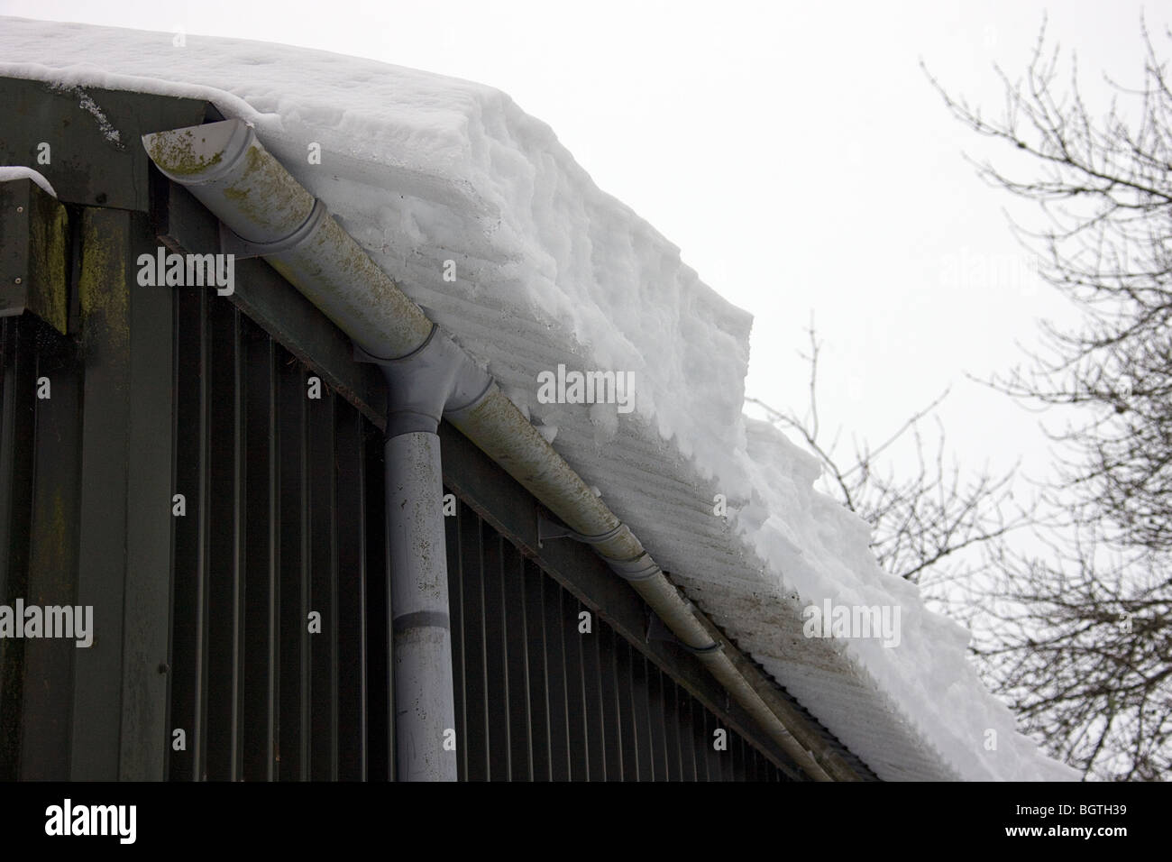 Barn roof hi-res stock photography and images - Alamy