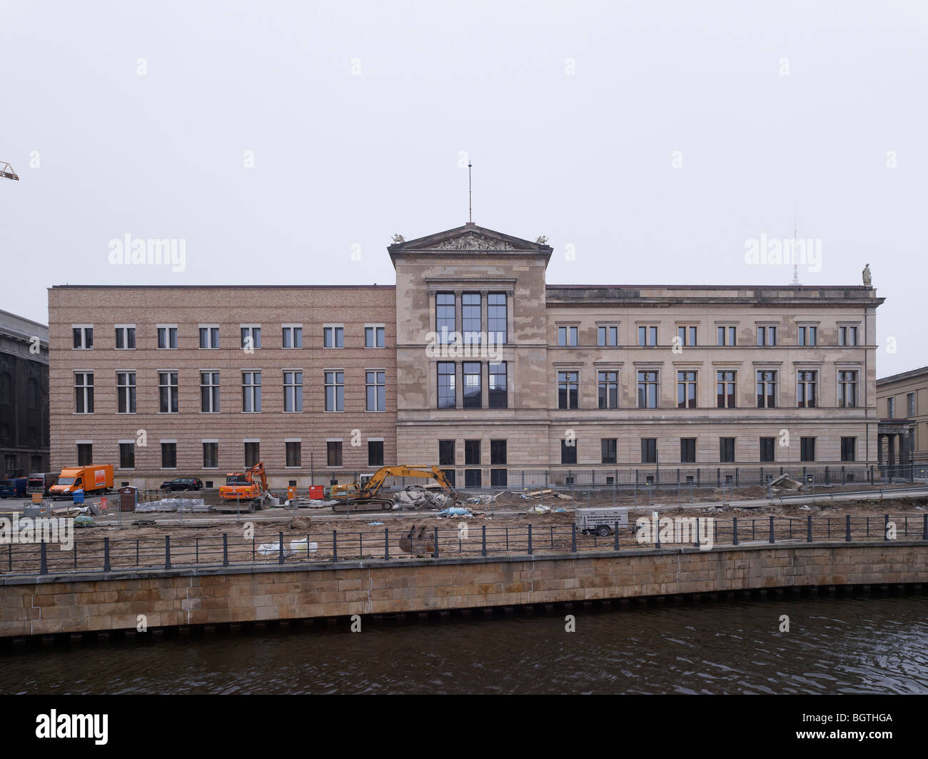 neues museum berlin by stüler, chipperfield and harrap Stock Photo - Alamy