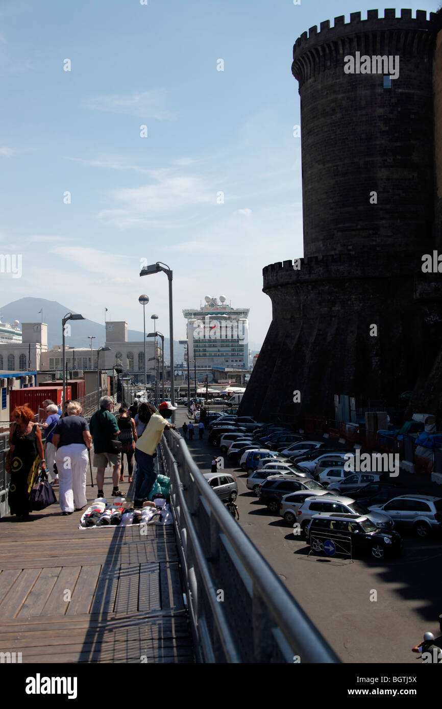 Neapel hafen hi-res stock photography and images - Alamy