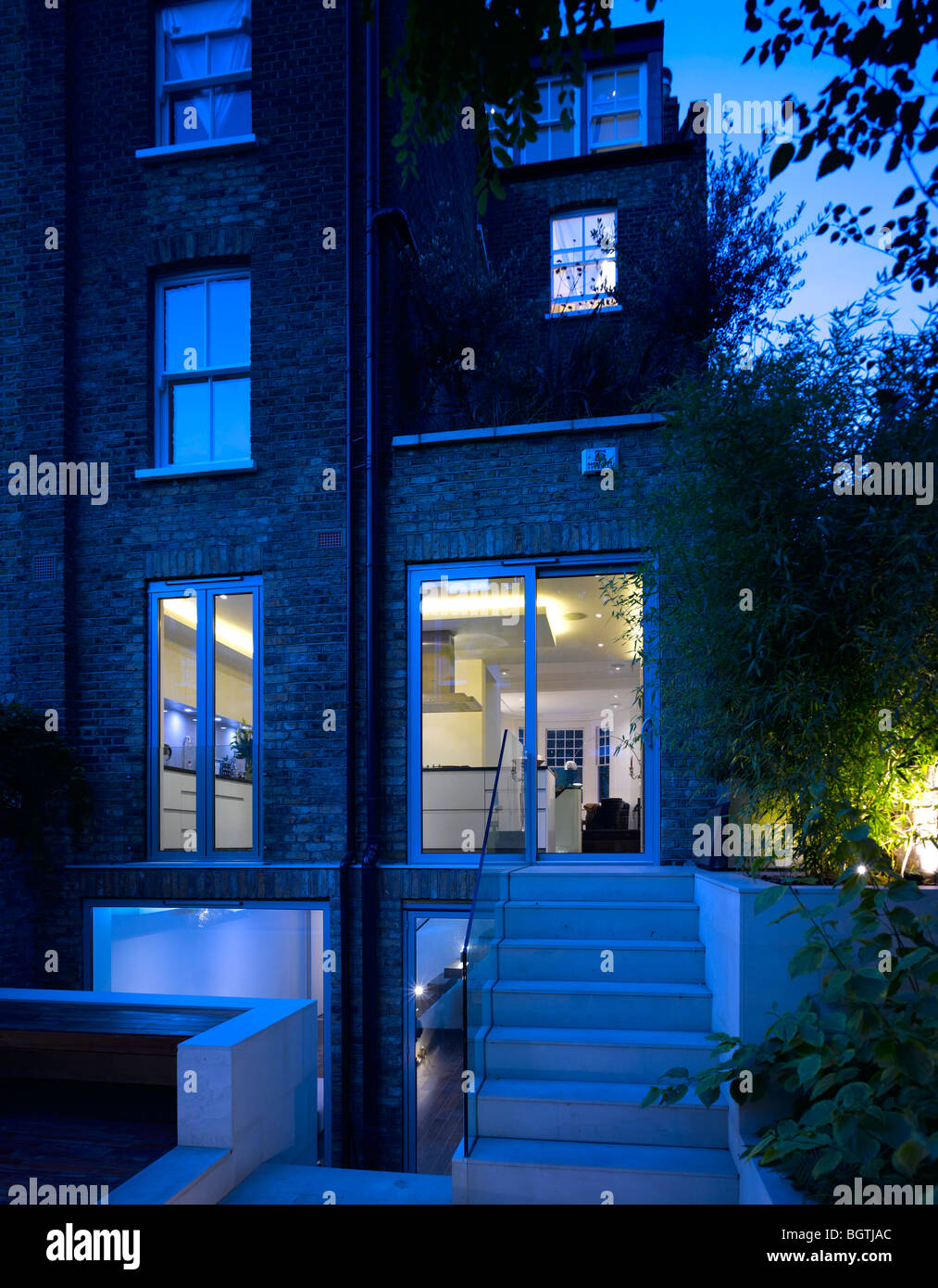 PRIVATE RESIDENCE LONDON, LONDON, UNITED KINGDOM, JAMES LANGFORD ...
