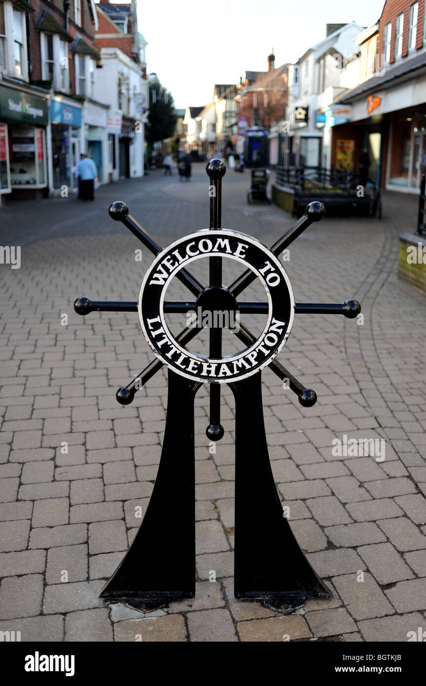 Littlehampton town centre hi-res stock photography and images - Alamy