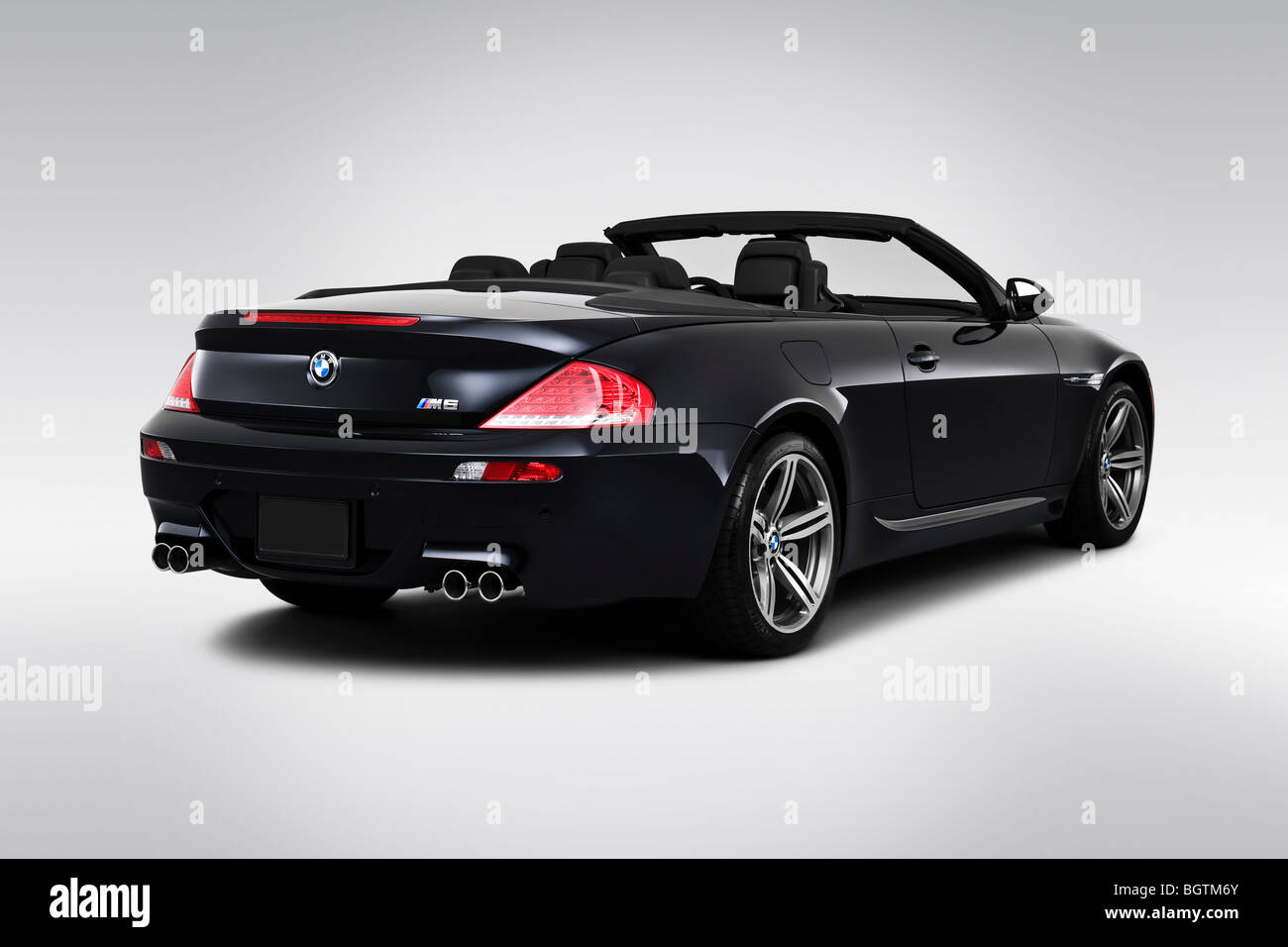 Bmw 6 series convertible hi-res stock photography and images - Alamy