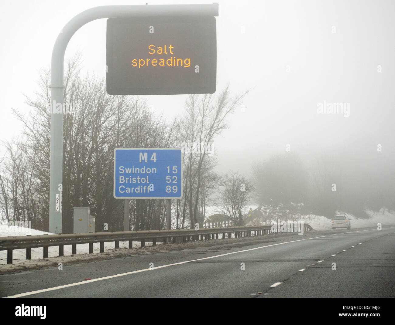 Motorway fog sign hi-res stock photography and images - Alamy