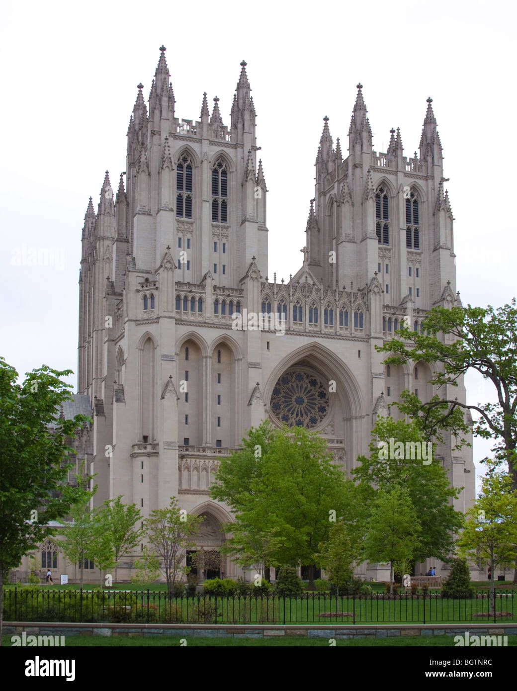 National cathedral washington dc hi-res stock photography and images ...
