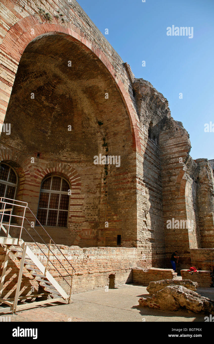Thermes de Constantin, Arles, Provence, France Stock Photo - Alamy