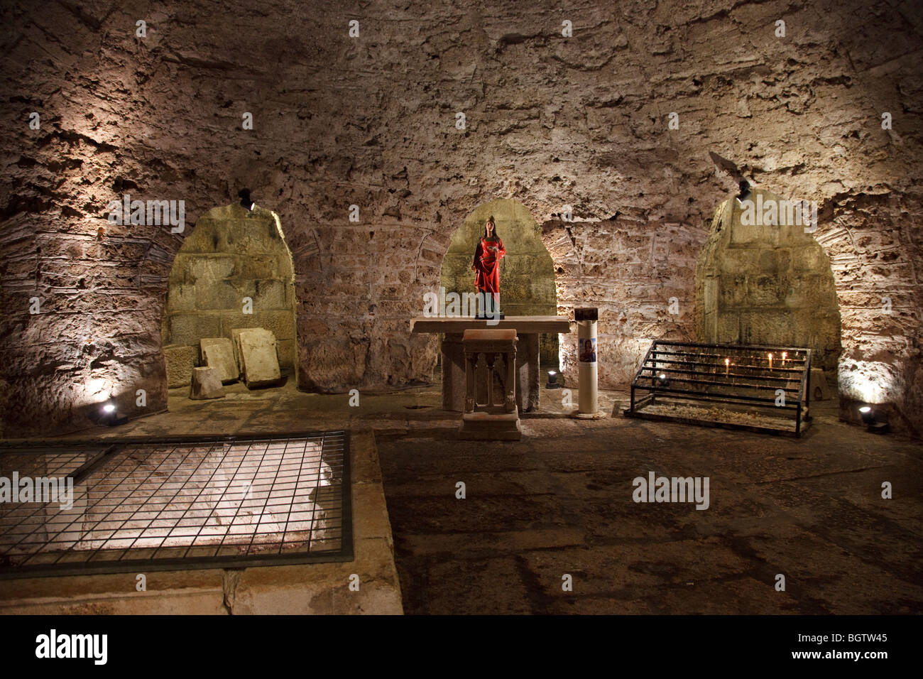 Cathedral crypt (Chapel of Saint Lucy Stock Photo - Alamy