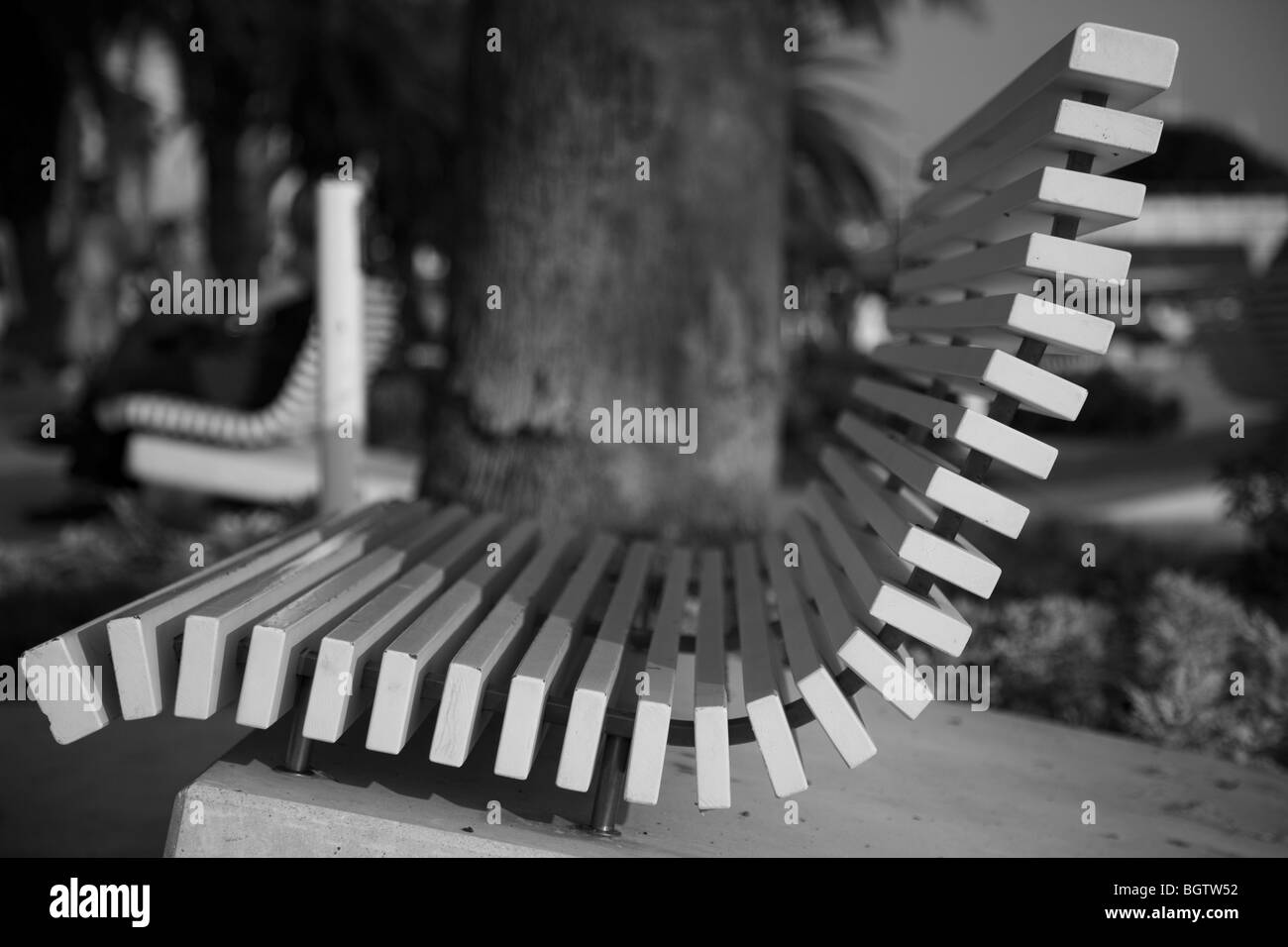 Geometry bench hi-res stock photography and images - Alamy