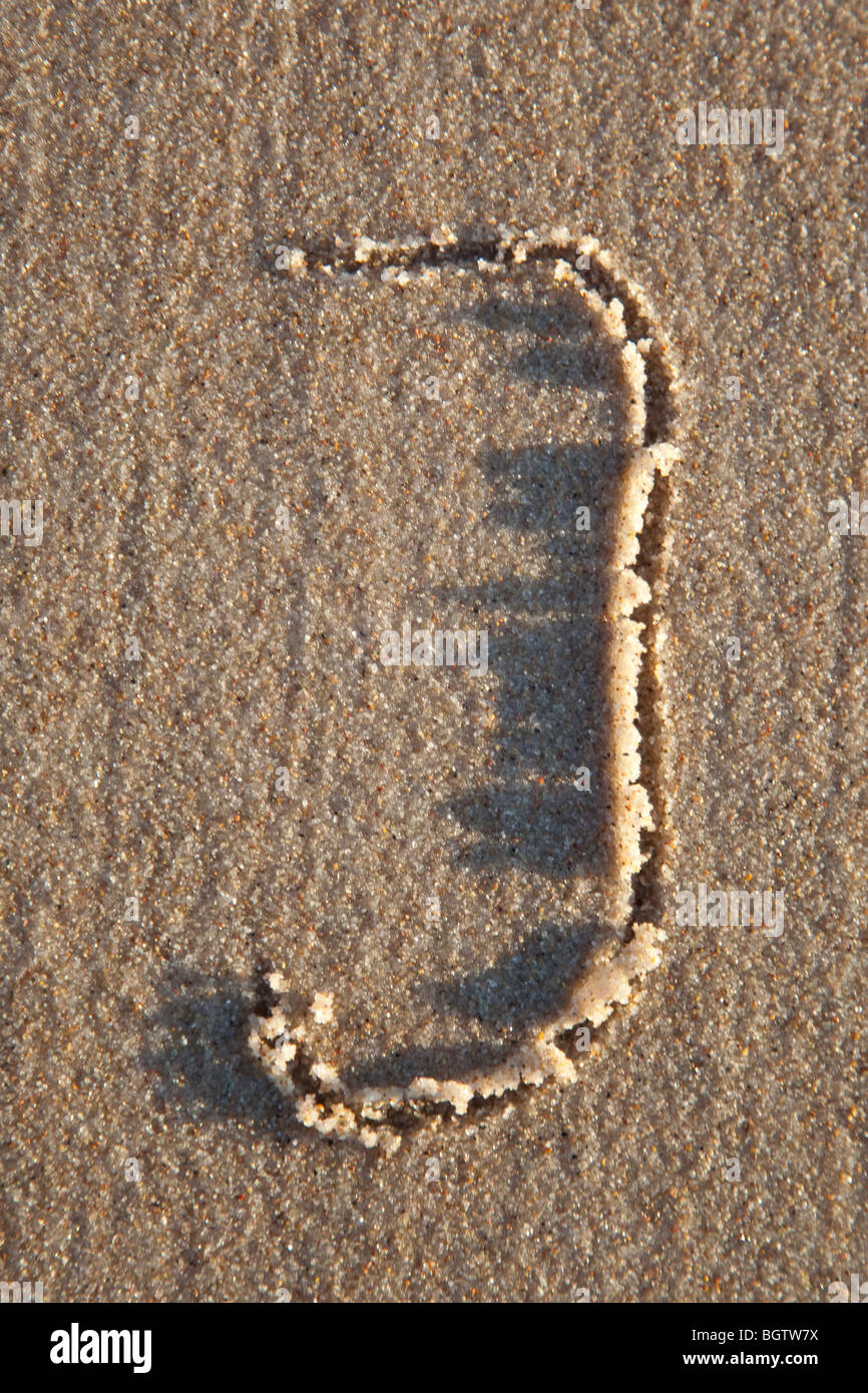 Letter written in beach hi-res stock photography and images - Alamy