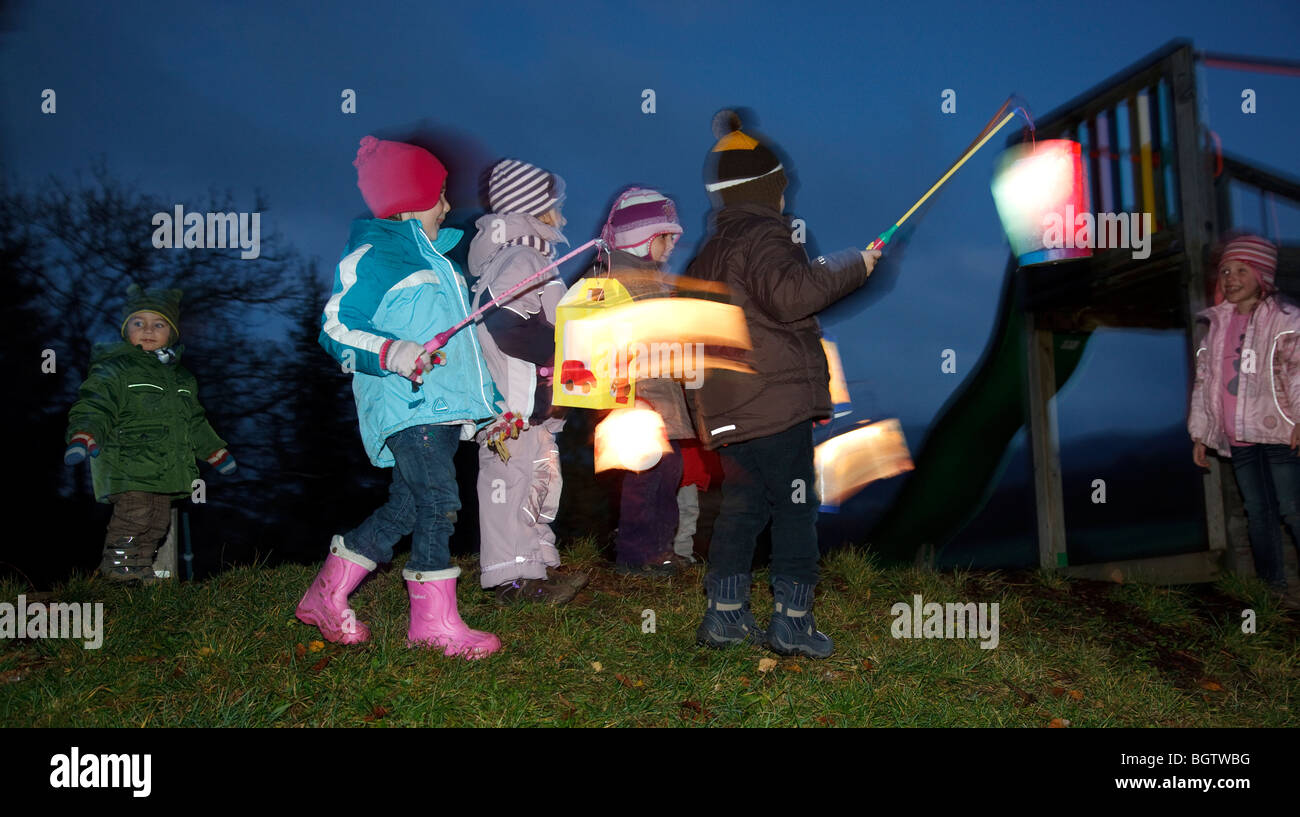 Walking with child night hi-res stock photography and images - Alamy