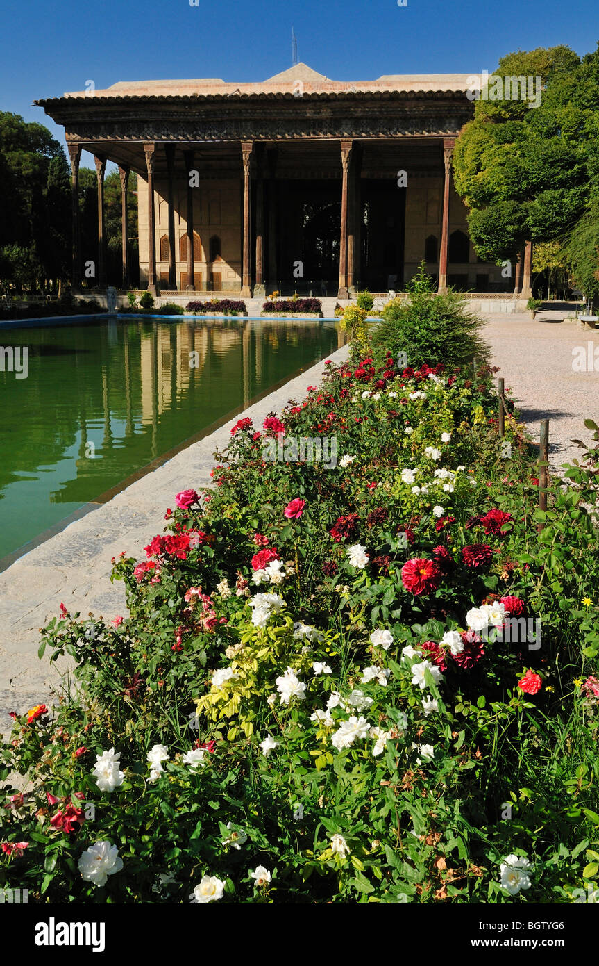 Chehel sotoun palace gardens hi-res stock photography and images - Alamy