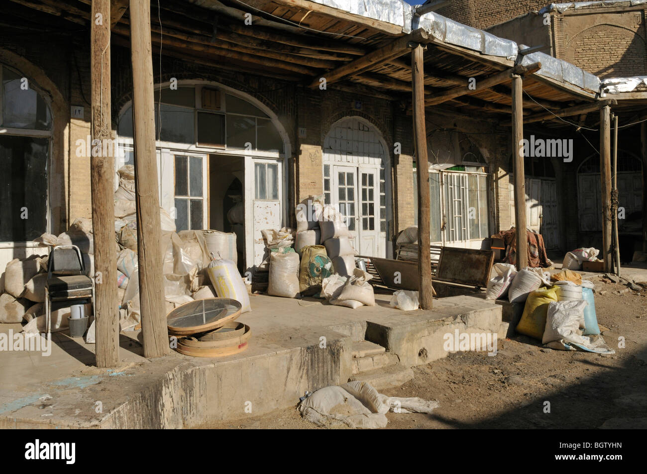 Old caravansary in the bazar of Hamadan, Hamedan, Iran, Persia, Asia ...