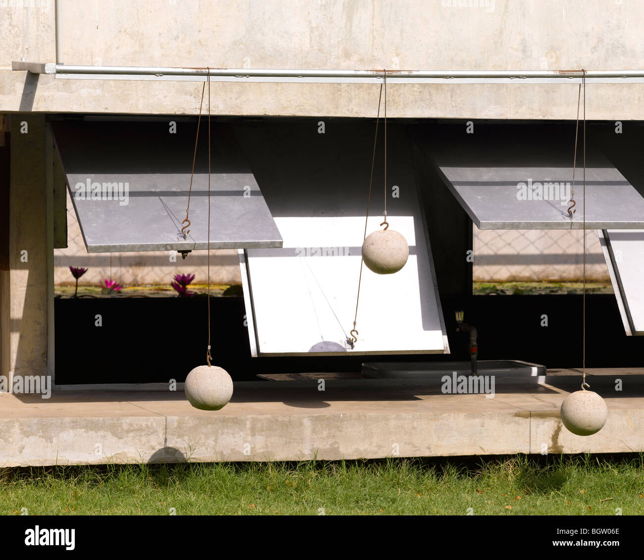THE HOUSE WITH BALLS, AHMEDABAD, INDIA, MATHAROO ASSOCIATES Stock Photo ...