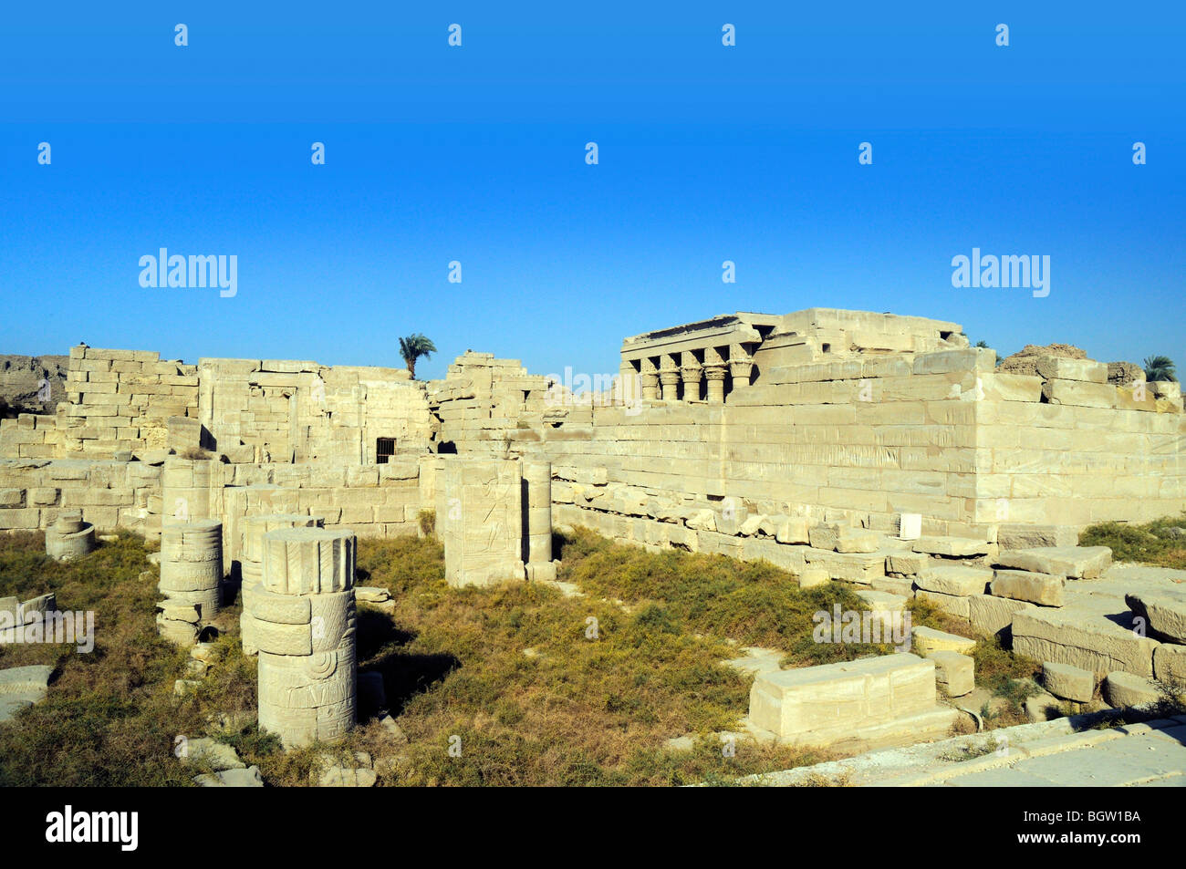 Denderah osiris hi-res stock photography and images - Alamy