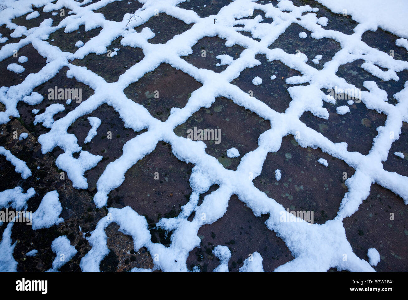 snow on patio Stock Photo - Alamy