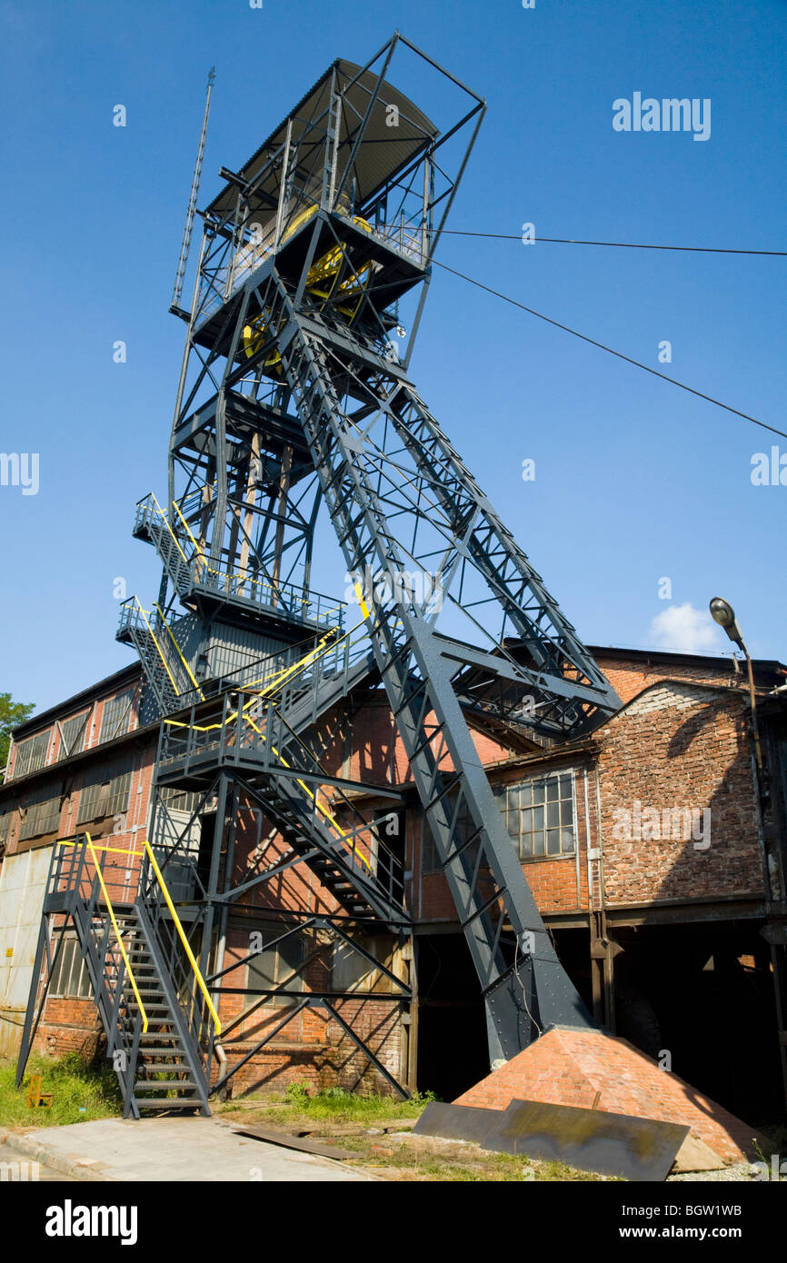 Mine head headgear / lift cage winding gear tower at the Louisa coal ...