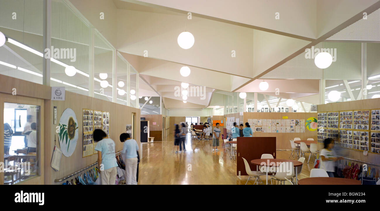HIGAN0-INO SCHOOL, HIGAN0-INO, JAPAN, MIKAN Stock Photo - Alamy