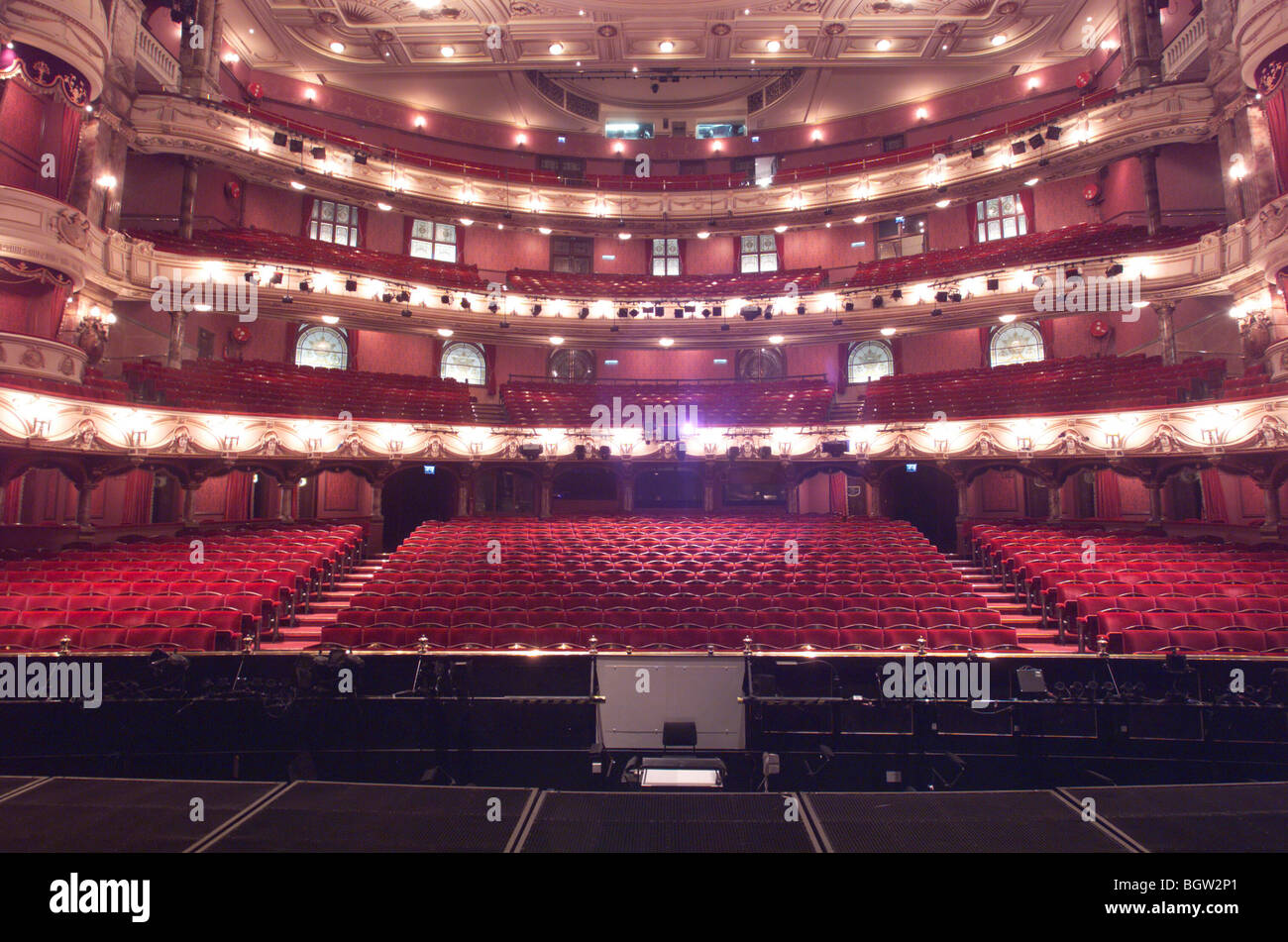 The london coliseum hi-res stock photography and images - Alamy