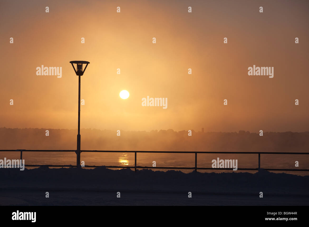Evening light in winter hi-res stock photography and images - Alamy