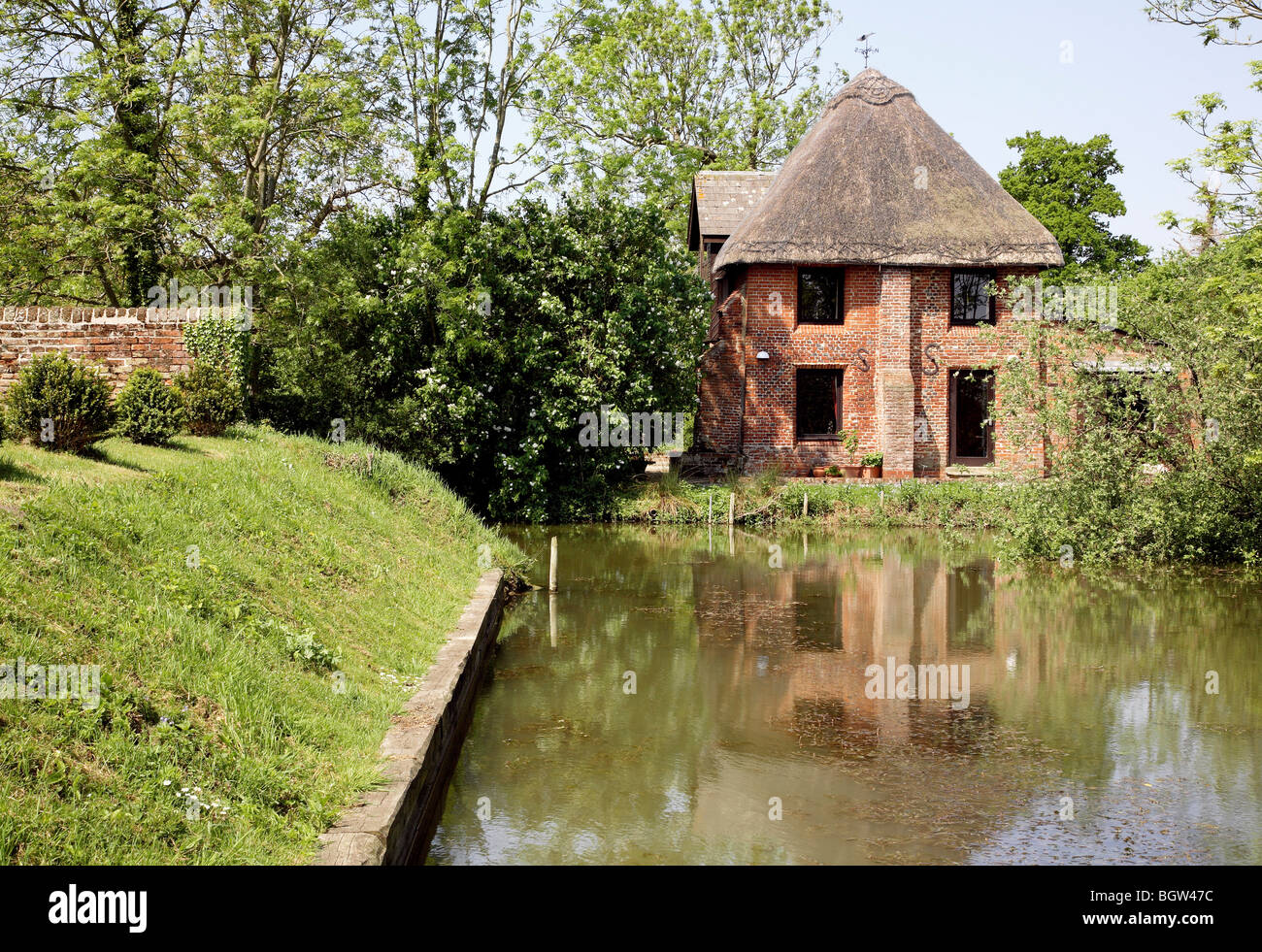 crow's hall, a 16th century moated manor house in suffolk Stock Photo ...