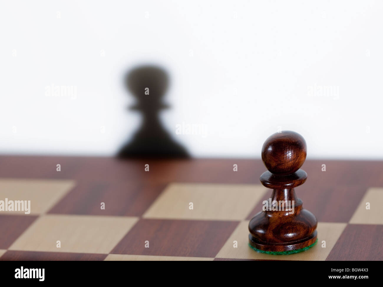 Shadow symbol hi-res stock photography and images - Alamy