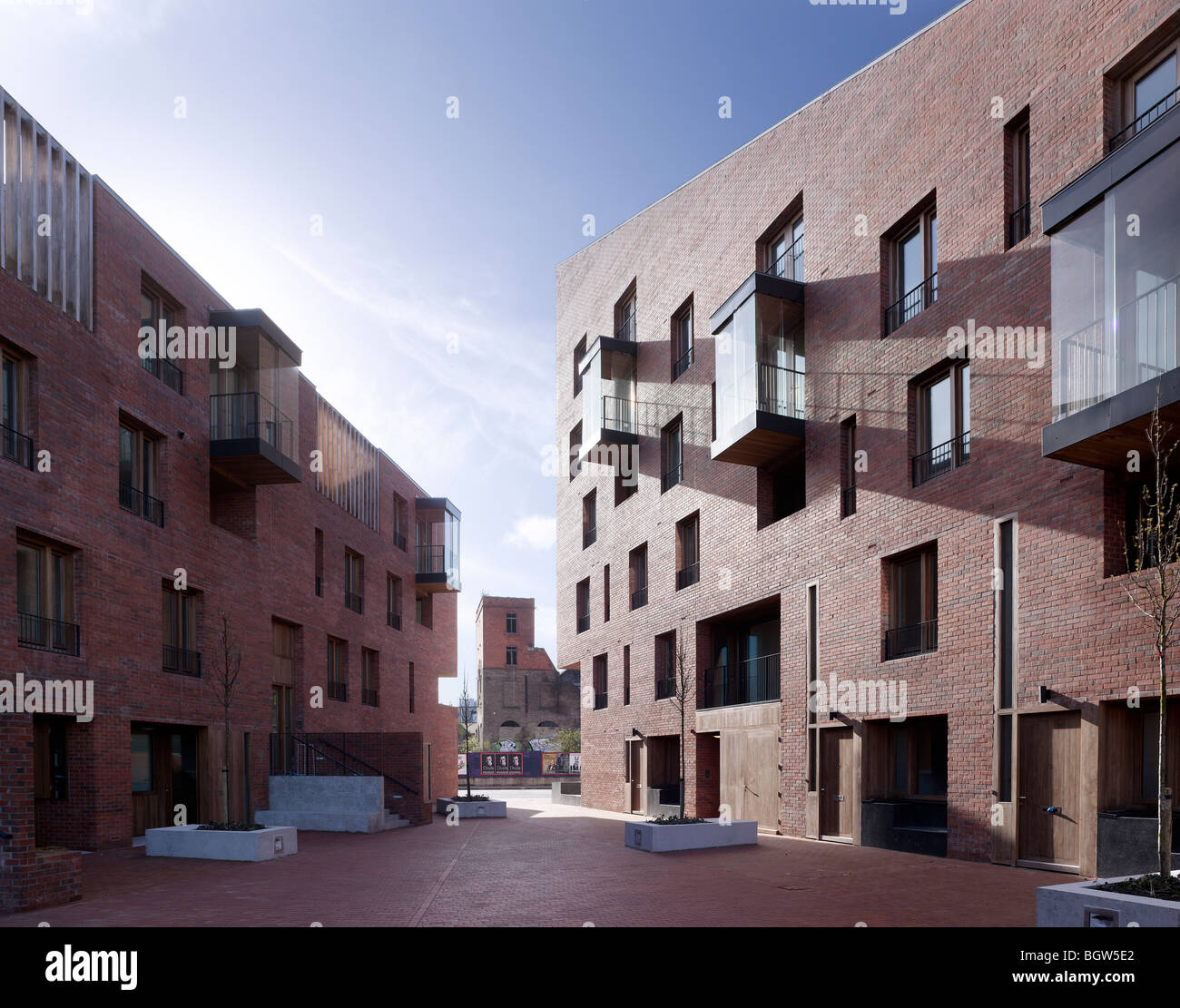 the timberyard social housing exterior dublin 2009 Stock Photo - Alamy