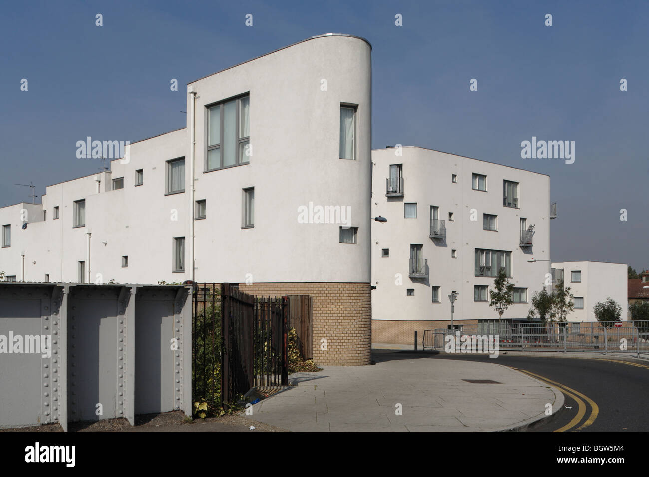 Tanner Street Gateway, London, United Kingdom, 2005 Stock Photo - Alamy