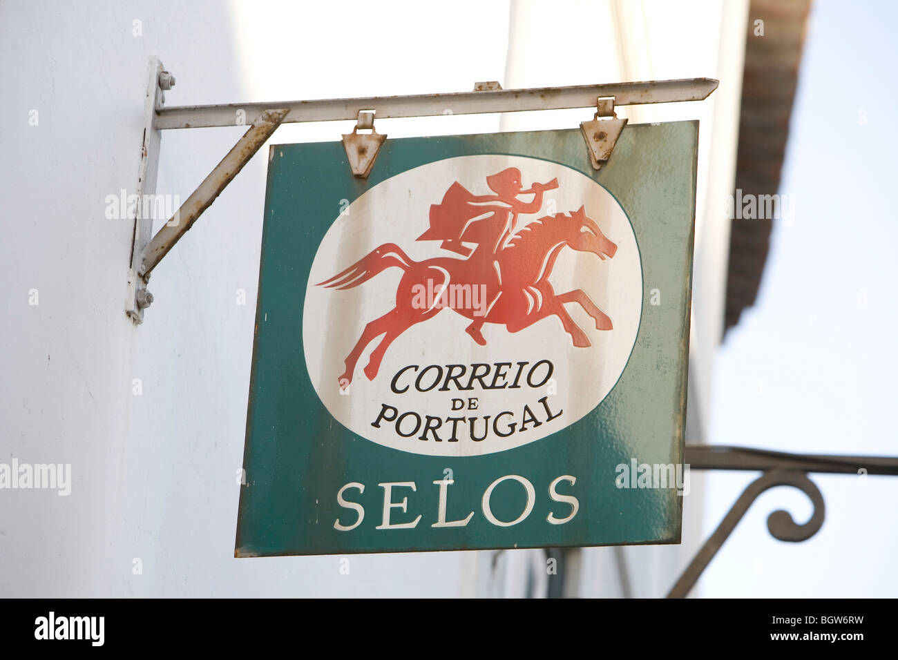 Portugal road signs hi-res stock photography and images - Alamy
