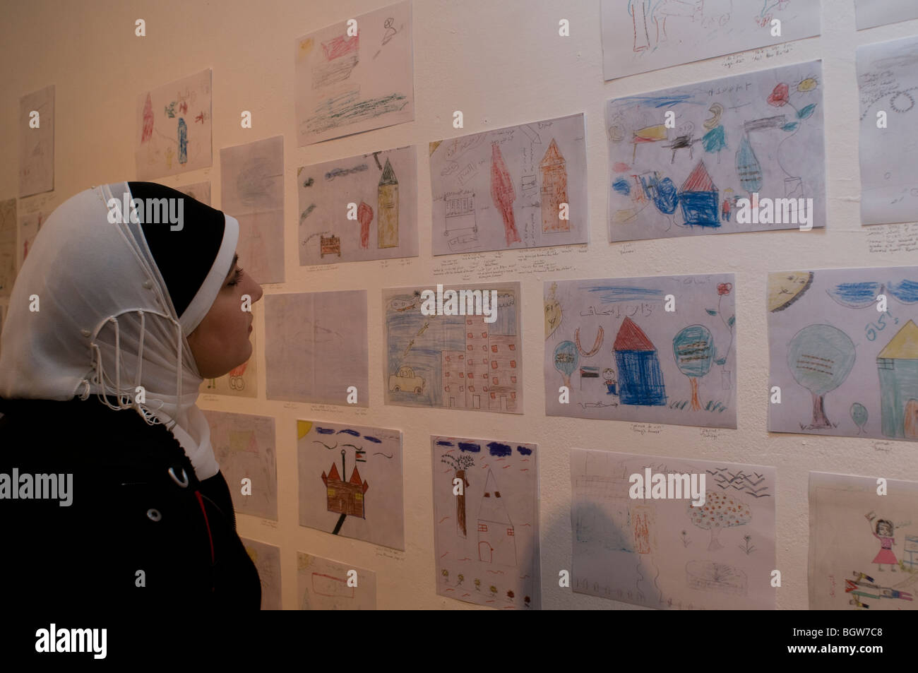 Israeli art tel aviv hi-res stock photography and images - Alamy