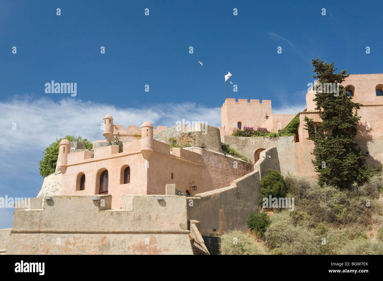Rio arade portugal hi-res stock photography and images - Alamy