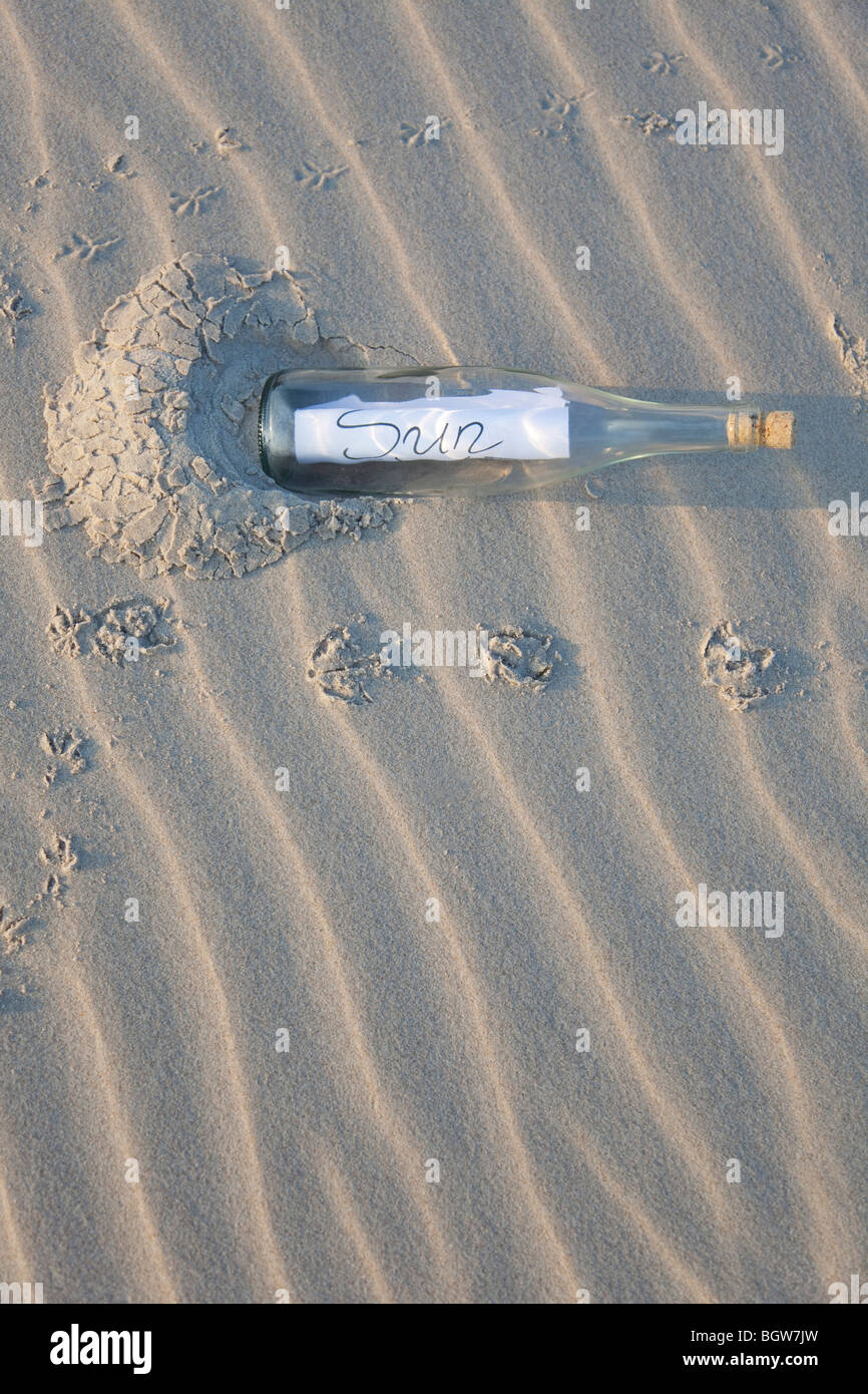 Clear glass bottle hi-res stock photography and images - Alamy