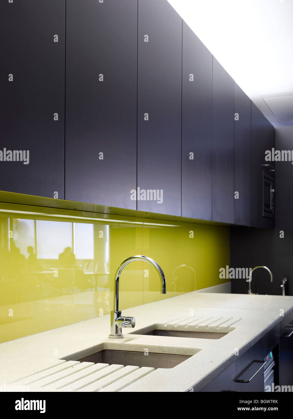 Tfl hq hi-res stock photography and images - Alamy