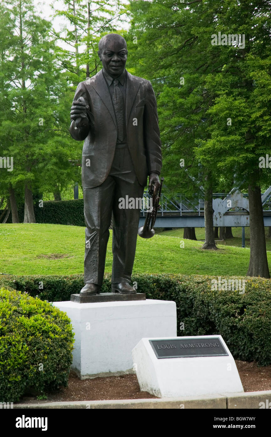 Louis Armstrong statue in Louis Armstrong Park in New Orleans Louisiana ...