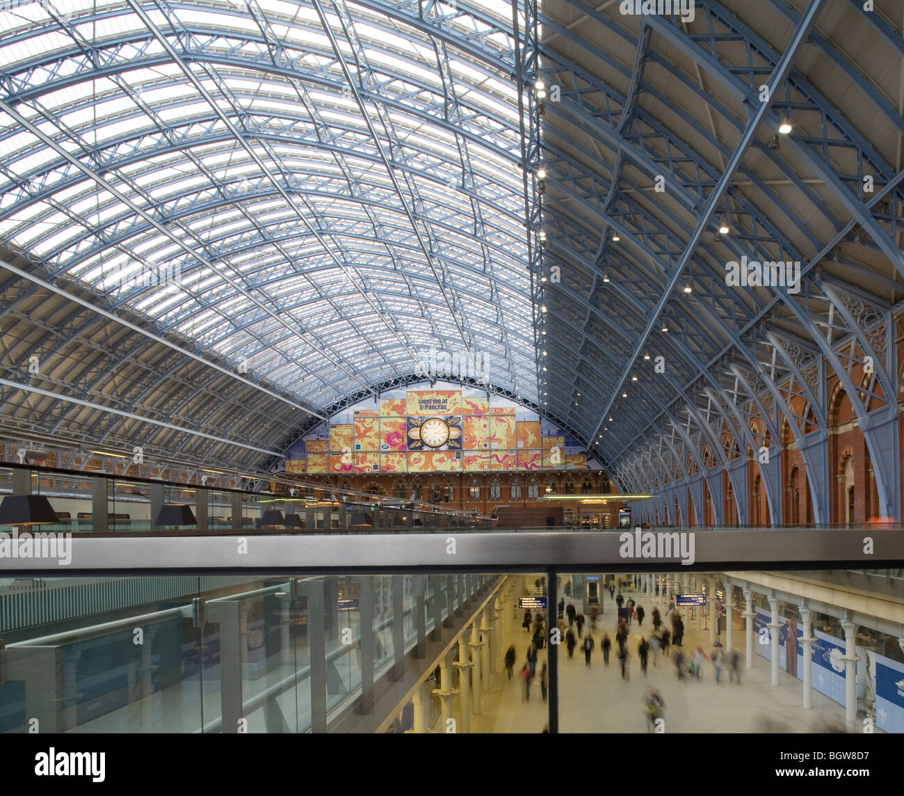 st pancras international railway station Stock Photo - Alamy