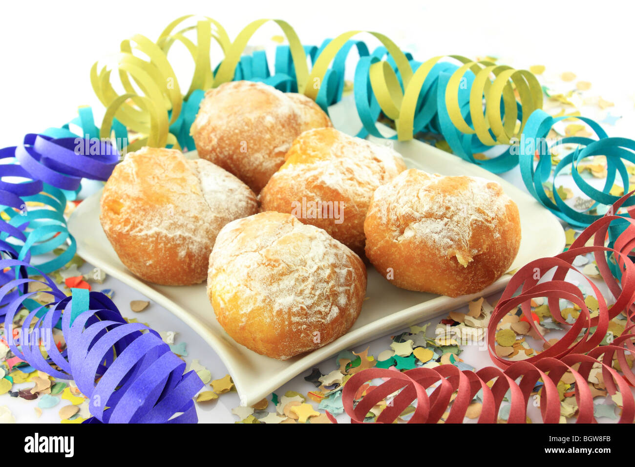 doughnuts plate isolated on white Stock Photo - Alamy