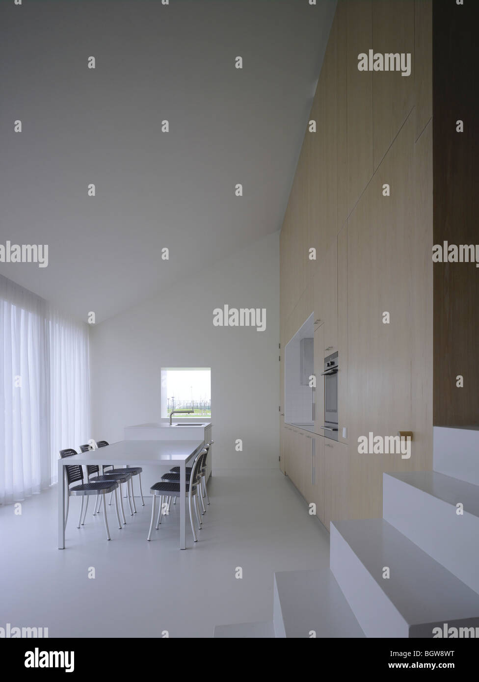 HOUSE BIERINGS, LEIDSCHE RIJN, NETHERLANDS, ROCHA TOMBAL Stock Photo ...