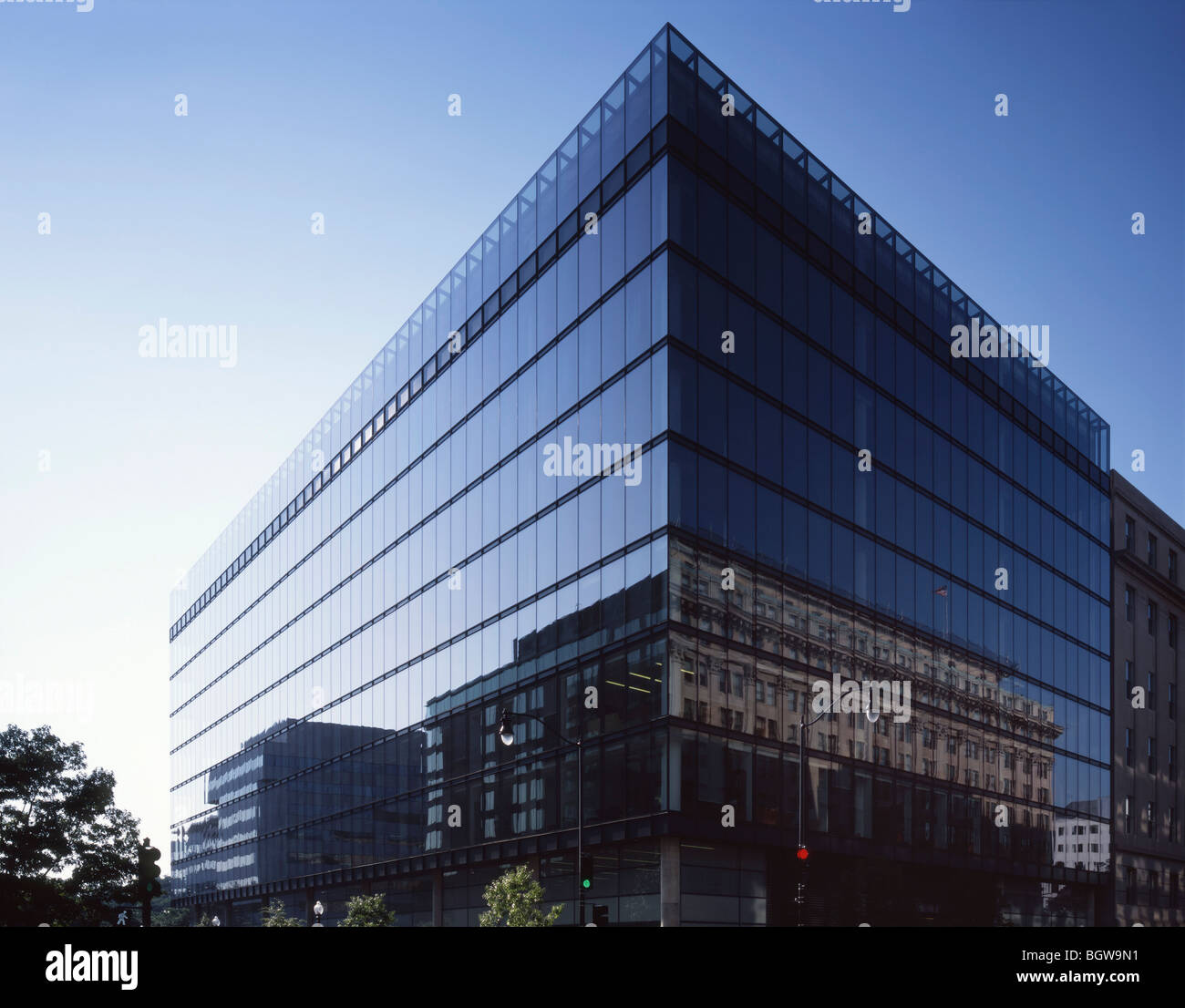 wide view of glazed office building Stock Photo - Alamy
