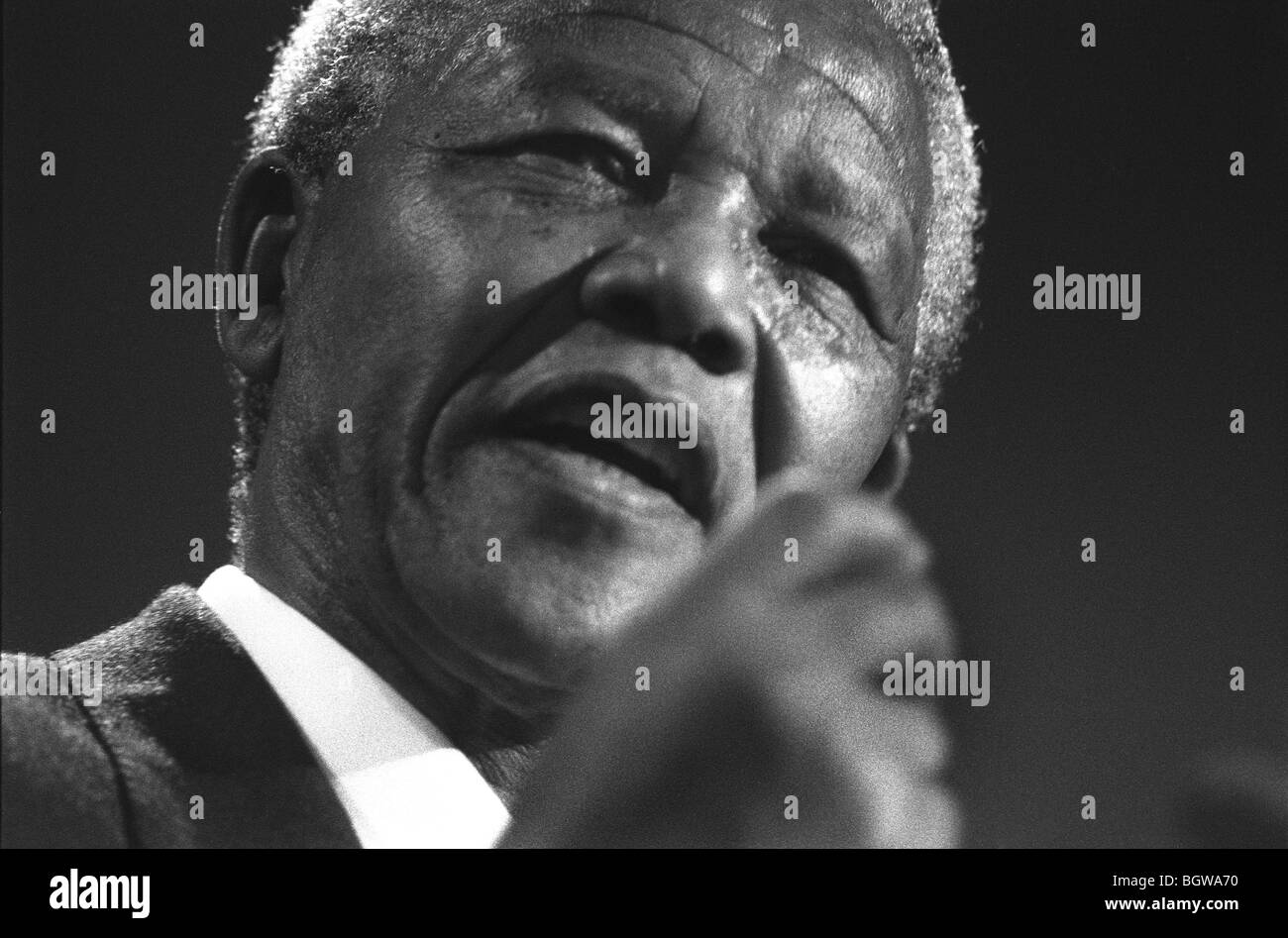 Nelson mandela 1993 hi-res stock photography and images - Alamy
