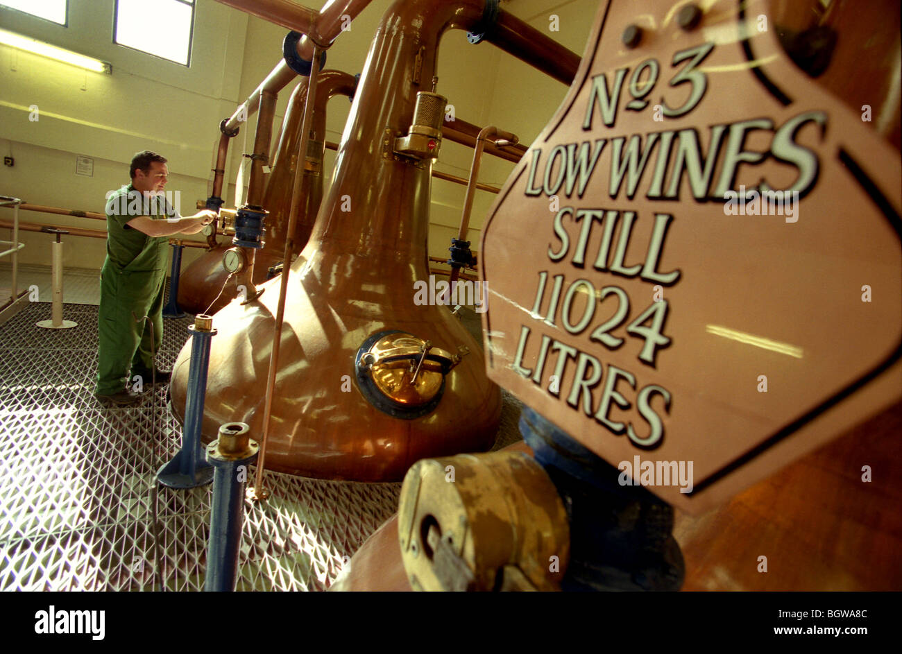 Skye talisker distillery talisker scotch whisky distillery skye hi-res ...