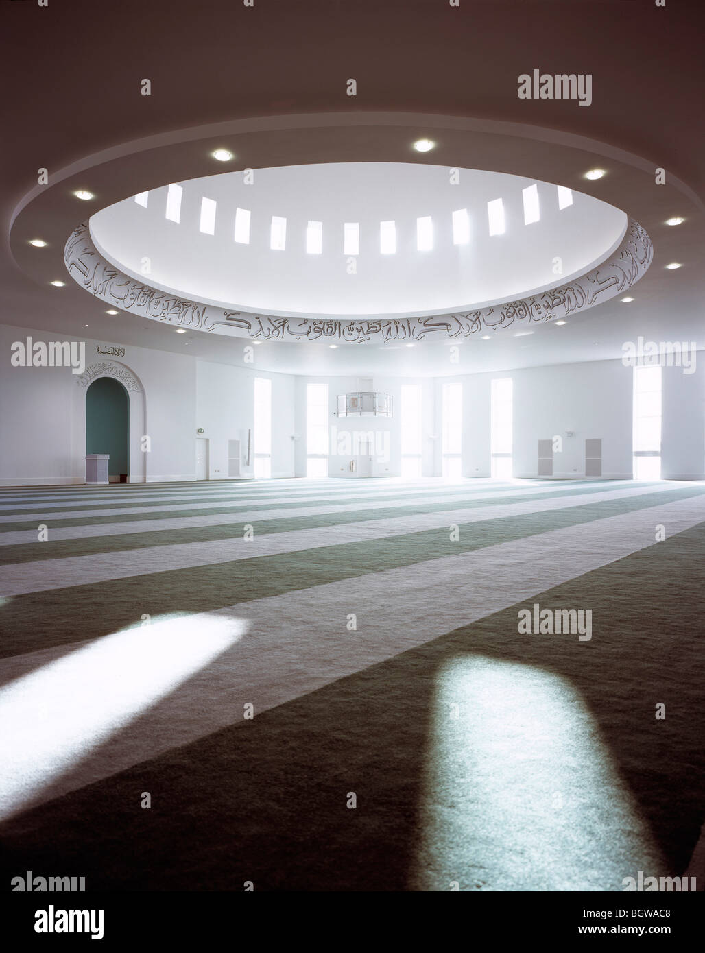 BAIT-UL-FUTAH MOSQUE, LONDON, UNITED KINGDOM, SUTTON GRIFFIN AND MORGAN ...