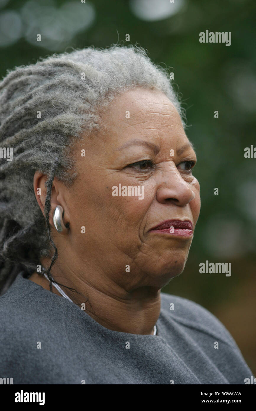 Toni Morrison, American Nobel and Pulitzer prize winning author, editor ...