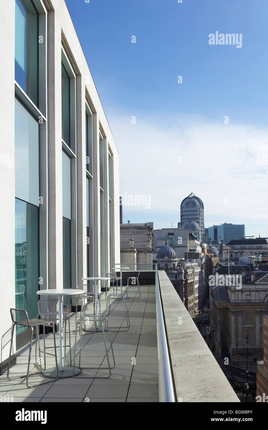 ONE OLD JEWRY, LONDON, UNITED KINGDOM, SHEPPARD ROBSON Stock Photo - Alamy