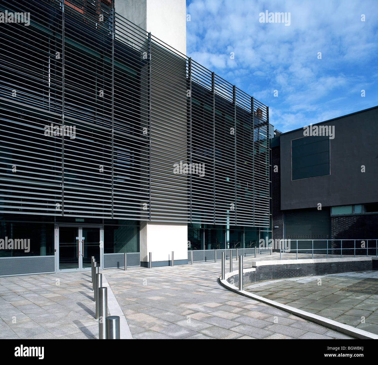UNIVERSITY OF LIVERPOOL FACULTY OF ENGINEERING, LIVERPOOL, UNITED ...
